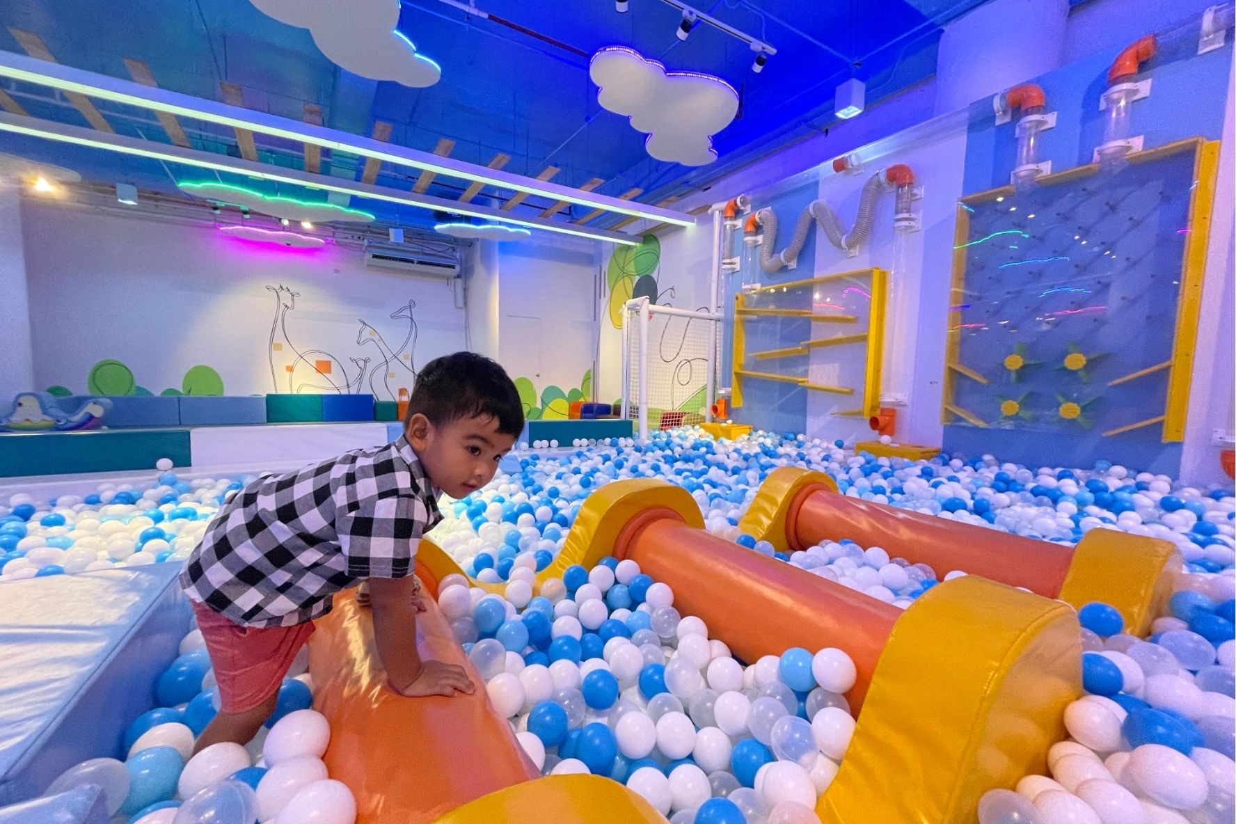 Rainy Day Fun in Cebu: 10 Indoor Playgrounds & Birthday Spots for Little Ones – Scribbling Neurons